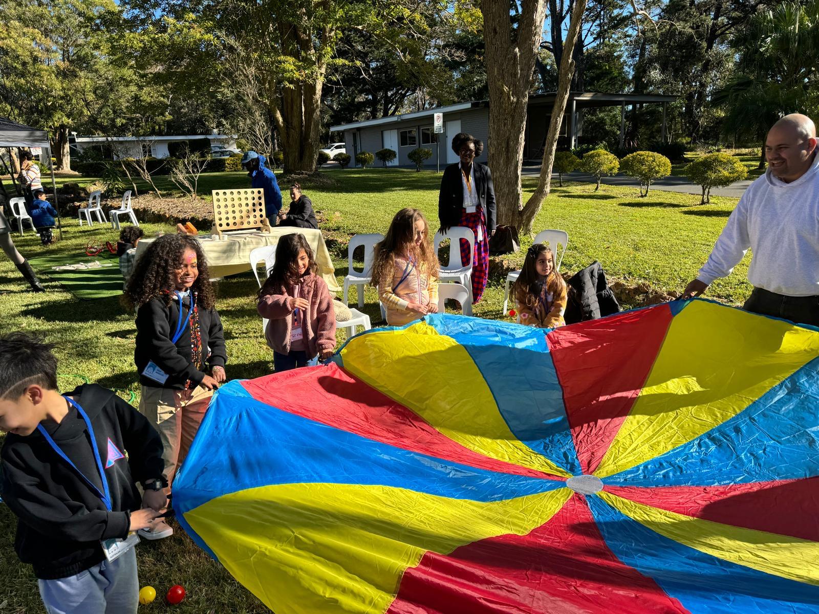 Hundreds celebrate unity at Baha’i Temple - Australian Baha'i Horizons
